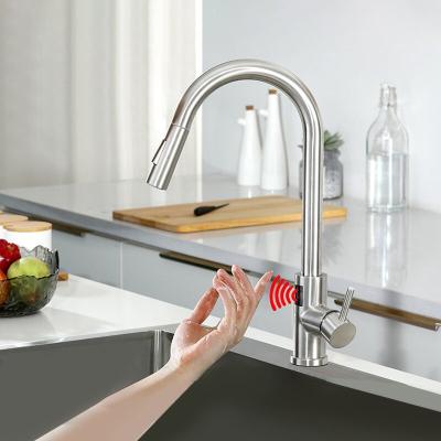 China Infrared Sensor Gooseneck Zinc Alloy Faucet For Kitchen Smart Non Contact for sale