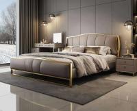 China Luxurious Hotel Bedroom Furniture Solid Wood King Size Beds for sale