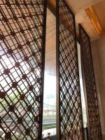 China Screen Texture Stainless Steel Hotel Furniture Lobby Living Room Custom Folding Room Divider for sale