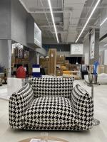 China Modern Lattice Hotel Room Sofa Single Light Luxury Solid Wood Sofa for sale