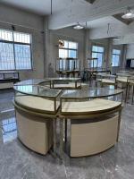 China Custom Modern Jewelry Display Showcase Round Counter Top Cabinet for sale