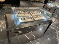 China Versatile Luxury Jewelry Counter Showcase Countertop Display Case Anti Rust for sale
