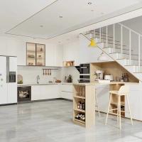 China Quartz Stone Hotel Kitchen Cabinets Durable Metal Frame Scratch Resistant for sale