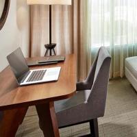 China Modern Customize Contemporary Hotel Bedroom Furniture Double Bedroom Suites for sale