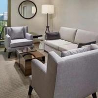 China Modern Customize Contemporary Hotel Bedroom Furniture Double Bedroom Suites for sale