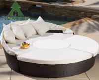 China Durable Outdoor Wicker Furniture Sunbed Unique Round Sofa With Canopy for sale