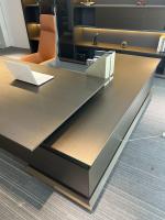 China High-End Boss Desk And Chair Set For Listed Company President Desk for sale