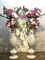 China Upscale Hotel Lobby Floor Vase White Fiberglass Highly Decorative for sale