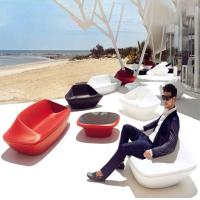 China Creative Fiberglass Sofa Seats Outdoor Business Table Set Hotel UFO Leisure Chair for sale