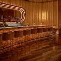 China Bespoke One-Stop Shop Luxury Furniture For Large Shops High End Villas Hotels for sale