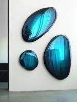 China Mirrored Stainless Steel Blue-Green Wall Decor Crafted Hotel Showroom Furniture for sale