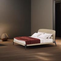 China Customized Modern High End Hotel Bedroom Furniture Standard Comfortable Wooden Bed for sale