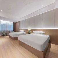 China 5 Star Minimalist Design Hotel Project Bedroom Solid Wood Furniture Set for sale