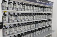 China SGS Pearl White Automotive Spray Paint - High Gloss Finish with 2-Year Shelf Life and 1:1 Mixing Ratio for sale