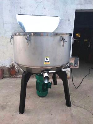 China Industrial Vertical Hopper Powder Mixer Machine 50-500kg Capacity 380V for Chemicals Processing for sale