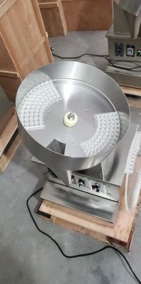 China M-20 Small Tablet Counting Machine | 400mm Diameter | 10-20 Bottles/Min | 304 Stainless Steel for sale
