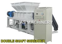 China Waste Wood Twin Shaft Shredder / Plastic Chipper Machine 300-1200kg/h for sale