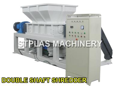 China Waste Wood Twin Shaft Shredder / Plastic Chipper Machine 300-1200kg/h for sale