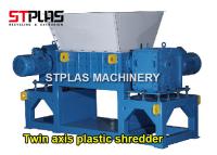 China Twin Axis Plastic Shredder Machine For Hollow Containers Drum PLC Control for sale