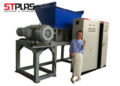China plastic bottle shredder  ST2-1000 plastic PET bottle shredding machine 2*30KW motor for sale