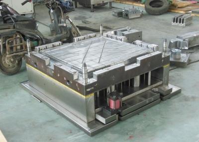 China SMC Fiberglass Manhole Cover Mould 100000 Shots Life with 35-45 Days Delivery for sale