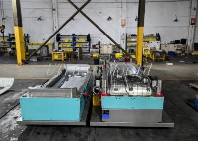 China SMC Truck Bumper Compression Mold 500000 Shots Lifetime with 850T Press and 35-Day Production for sale