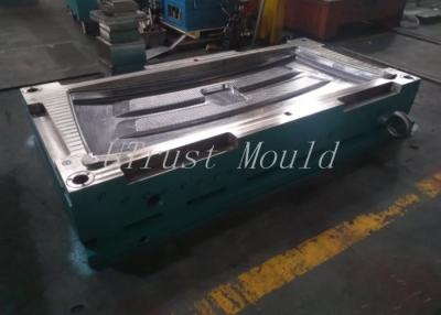 China SMC Automotive Panel Compression Mold 500,000 Shots 60 Day Lead Time HRC34-38 Steel for sale