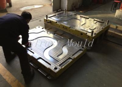 China SMC Compression Mold for FRP Cable Tray with 300000 Shots Life and 60-90 Day Lead Time for sale