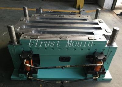 China SMC Single-Cavity Compression Mold 300000-1000000 Shots for Automotive and Construction Applications for sale