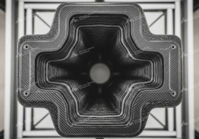 China Carbon Fiber Driveshaft Mold for High Torque Transfer with 50% Weight Reduction and Precision Dynamic Balance Control for sale