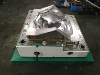 China SMC Auto Parts Compression Mold for Car Door Panel 500000 Shots with 2738 Steel HRC34-38 Hardness for sale