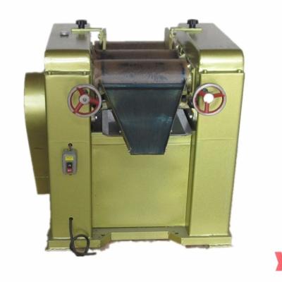 China S150 Industrial Three Roll Mill with 150mm Rollers and 2.2kW Motor for Pigment Paste Grinding for sale