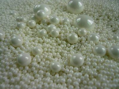 China YSZ Yttria Stabilized Zirconia Milling Beads 0.2-50mm with 3.7kg/L Density and 1200kg/mm² Hardness for sale