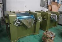 China S260 Triple Roll Mill 7.5kW with 695mm Rollers for Printing Ink and High-Viscosity Materials for sale