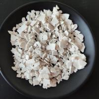 China Industrial Grade 74% Calcium Chloride Dihydrate Flakes for Water Treatment and Deicing for sale