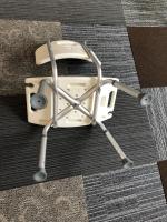 China Hospital Bath Chair White Height Adjustable Aluminum Alloy Matte Finish for sale