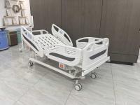 China Upgrade Your Patient Care with Our Advanced Electric Nursing Bed for sale