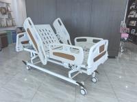 China Effortless Patient Care with Our Durable Electric Nursing Bed for sale