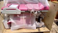 China Hospital special pink gynecological maternity bed for gynecological operating table for sale