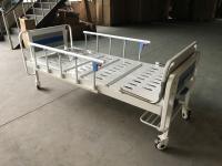China Blue And White Two Function Manual Medical Bed For Clinic for sale