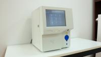 China Blood Cell Analyzer Clinical Analysis Instrument Hospital Dedicated White for sale