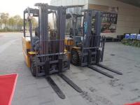 China 4900 KG Weight 3Tons Rated Lifting Capacity Electric Forklift for Customer Requirements for sale