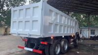 China Sinotruk 6X4 HOWO 10 Wheeler Cargo Truck 336hp 371hp for Engineering Transportation for sale