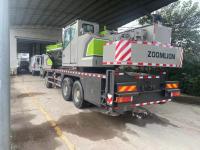 China Zoomlion Mobile Crane Truck 25T Used Crane with 25TON Max. Lifting Load in Green for sale