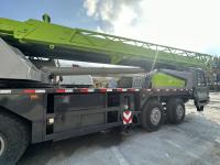 China Zoomlion 55 Ton Truck Crane 50 Ton Capacity for Construction Projects in 2020 for sale
