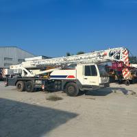 China 25 Ton Zoomlion Construction Crane with White Color and Hydraulic Cylinder for sale