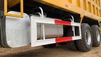 China Manual Air Conditioner 28T 10 Tyres Shacman Dump Truck for Construction 6x4 420HP and Used for sale