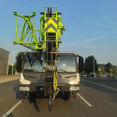 China 41m Crane Machine on Zoomlion Truck Used Boom Truck Crane with 2001-4000 Working Hours for sale