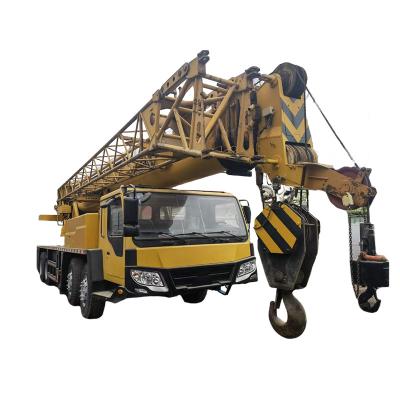China Construction Lifting Used 50 Ton Truck Cranes Basic Arm of 10.7m and Hydraulic Pump for sale