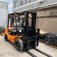 China 3 Ton Diesel Forklift for Hotels 4 x 4 Lifting 3m Lift Height 1070mm Fork Length for sale